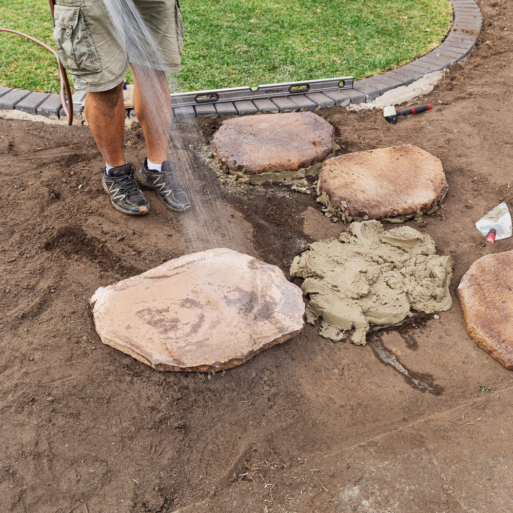 How to turn your garden "a-round" | Better Homes and Gardens