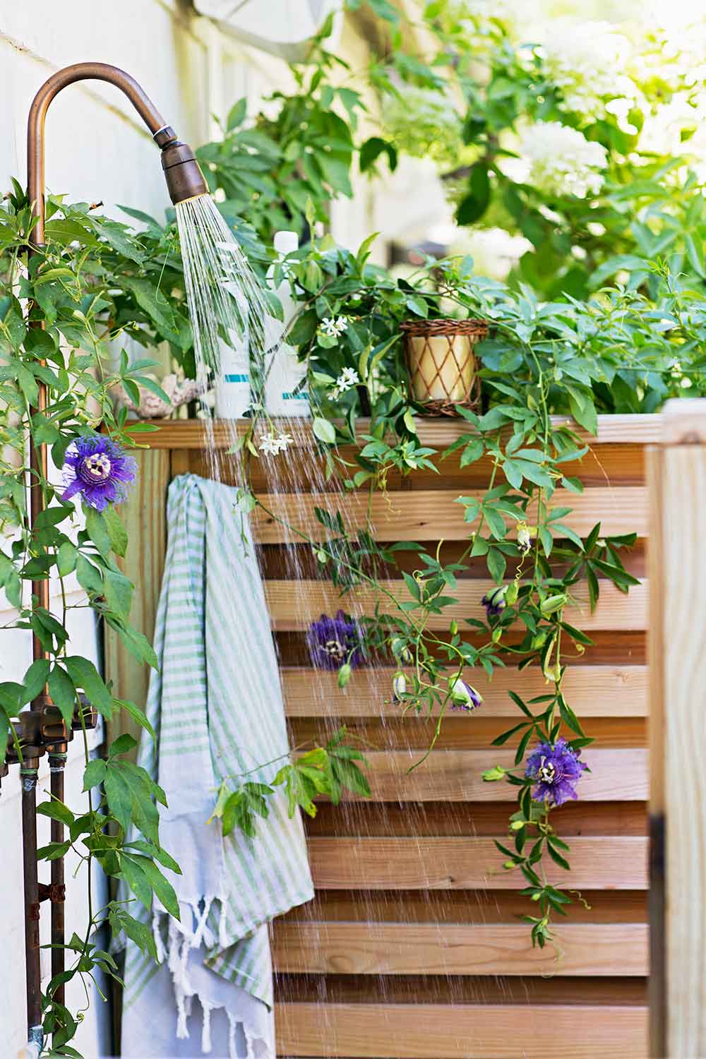 Five outdoor decorating ideas you need to try | Better Homes and Gardens