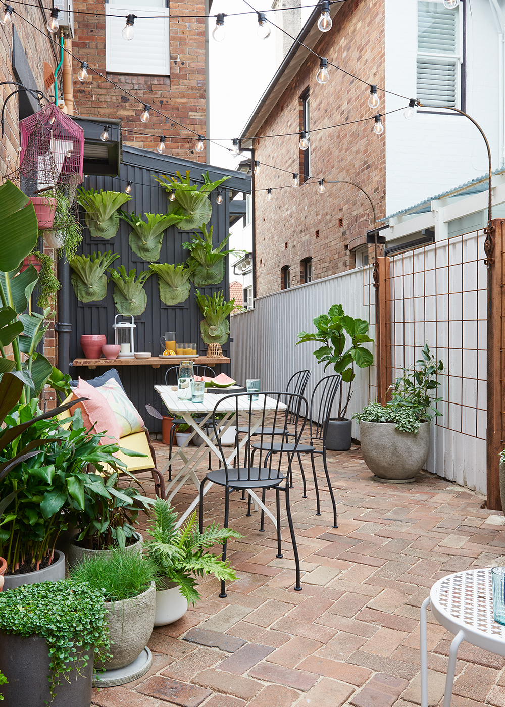 Courtyard Makeover: Revamp Your Small Outdoor Space | Better Homes and ...