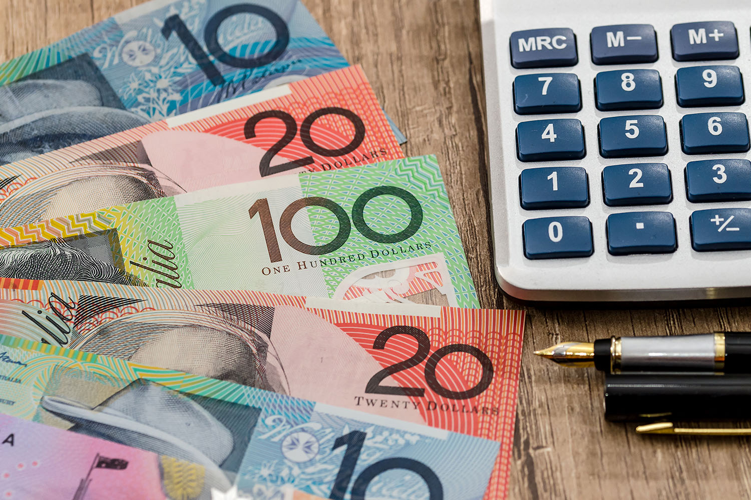 5 easy ways you can be better with money | Better Homes and Gardens