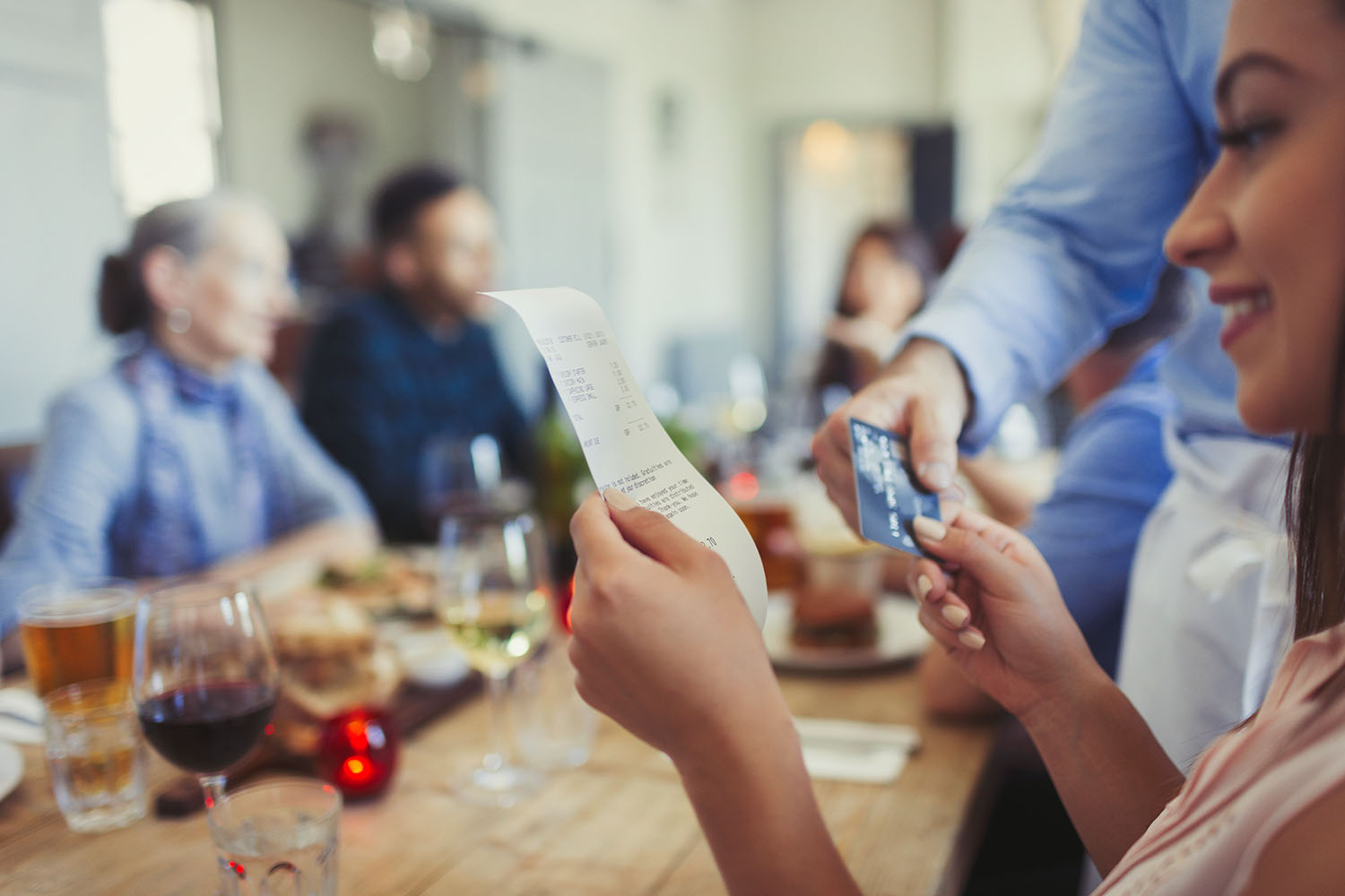 How to ask to split a bill politely | Better Homes and Gardens