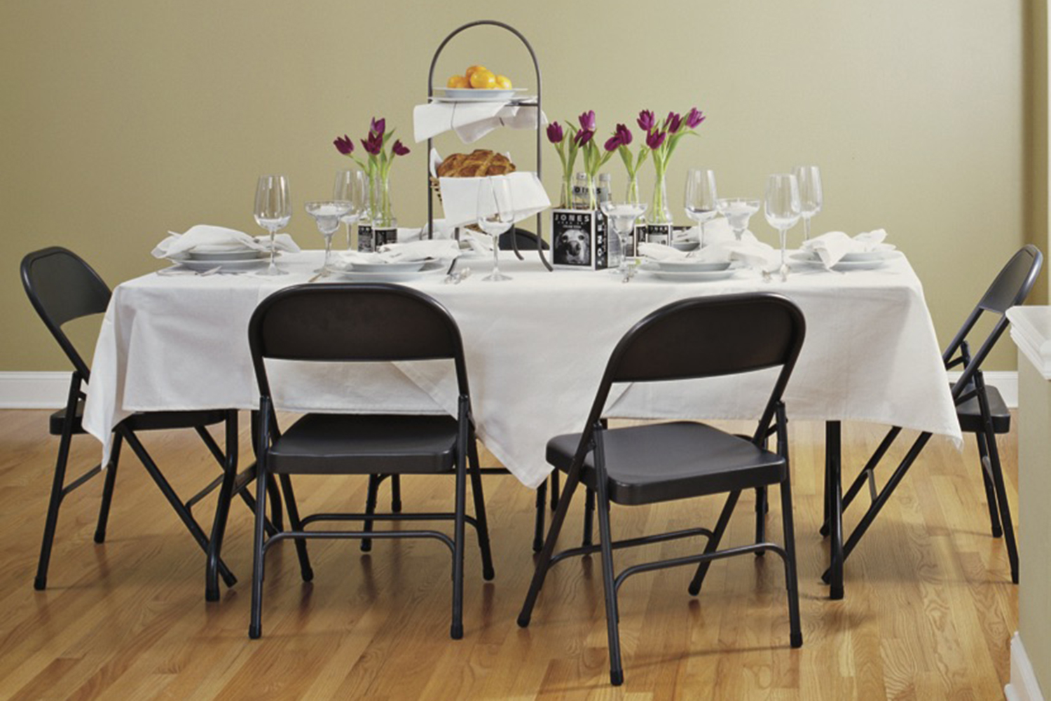 How to decorate your dining room on a tight budget | Better Homes and ...