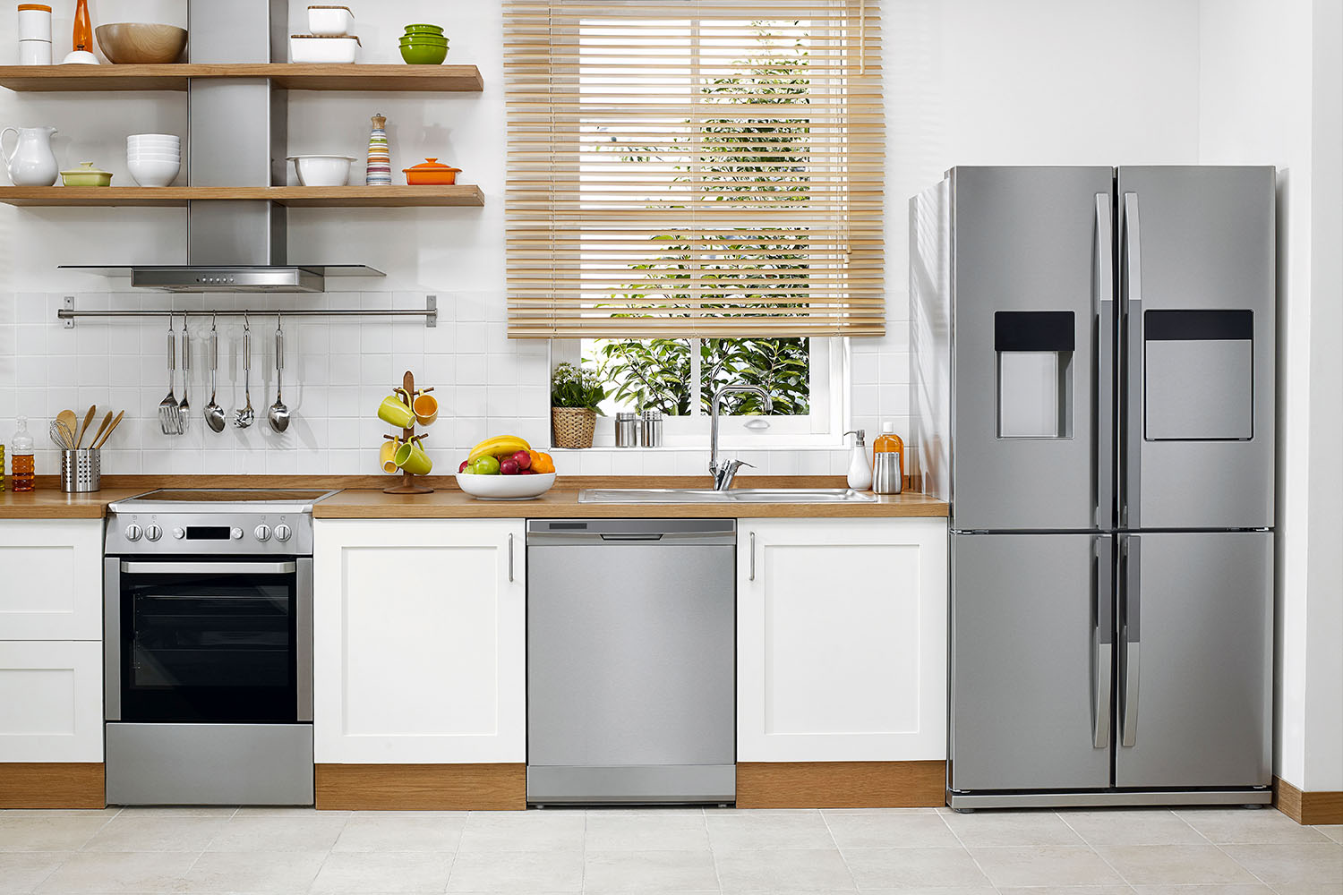5 Signs That Indicate You Need a New Fridge | Better Homes and Gardens