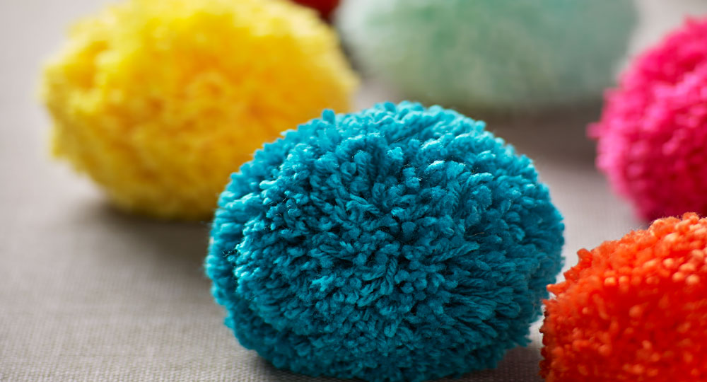 How to make pompoms | Better Homes and Gardens