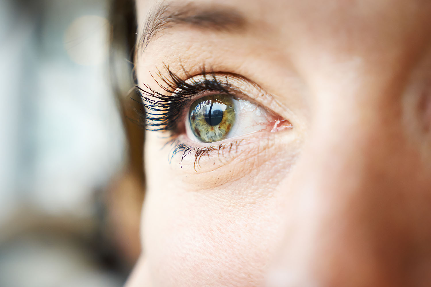 People are now catching eyelash lice | Better Homes and Gardens