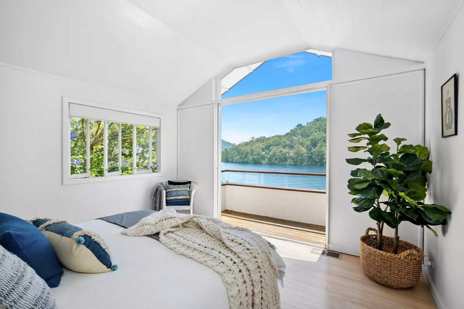 See inside Cate Blanchett's secret hideaway on the Hawkesbury | Better ...