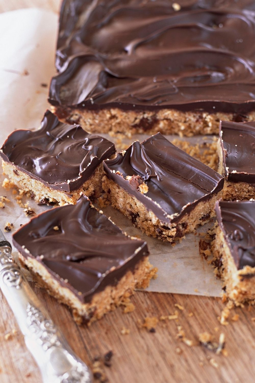 Crunchy Chocolate Slice Recipe | Better Homes and Gardens