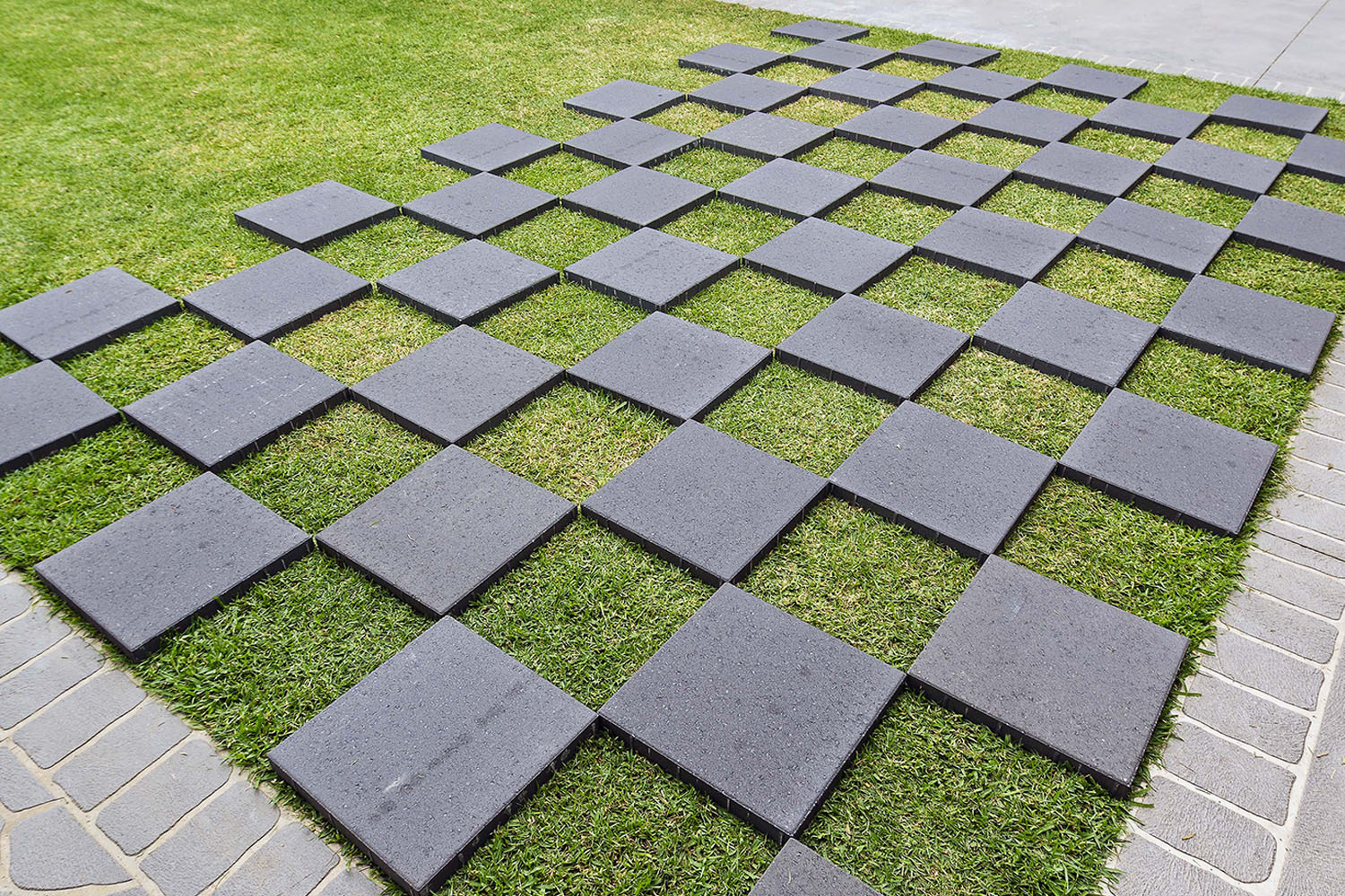 Patchwork paving: Checkerboard your backyard with style | Better Homes ...