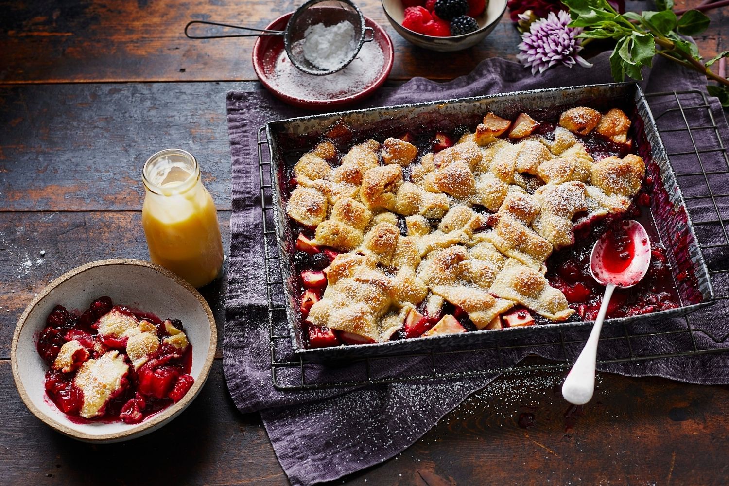 Apple berry pie tray bake recipe Recipe | Better Homes and Gardens