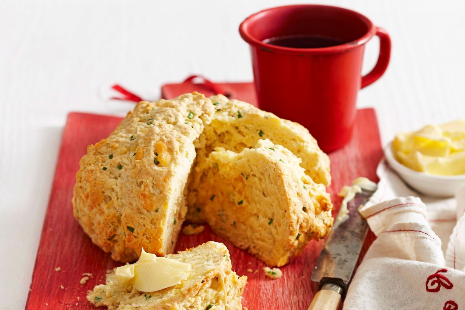 Herb and cheese damper recipe Recipe | Better Homes and Gardens