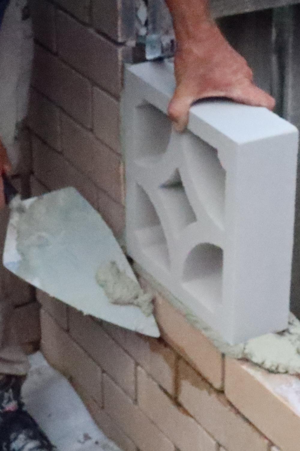 How to build a breeze block wall | Better Homes and Gardens