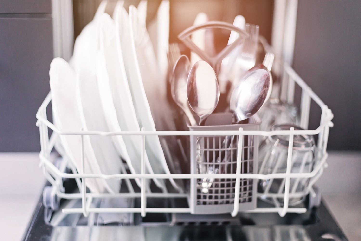 How to dry dishes faster | Better Homes and Gardens