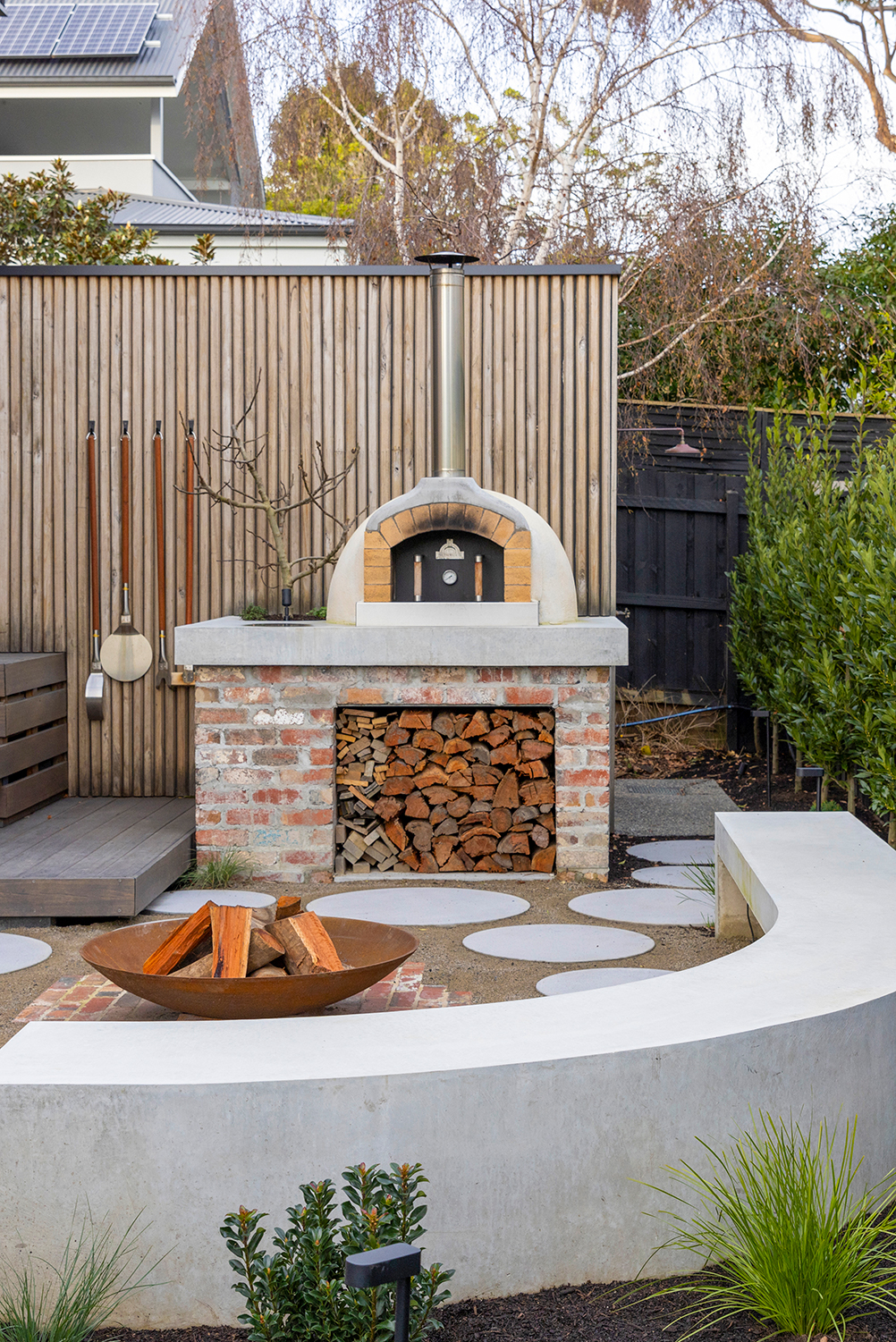How to grow a coastal garden | Better Homes and Gardens