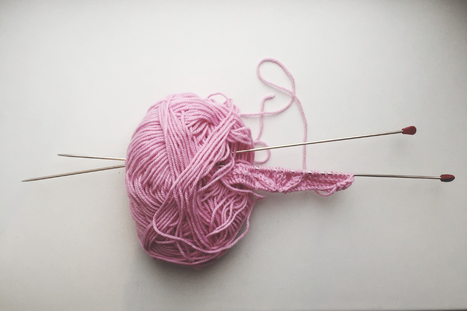 How to cast off knitting: step-by-step instructions for beginners ...