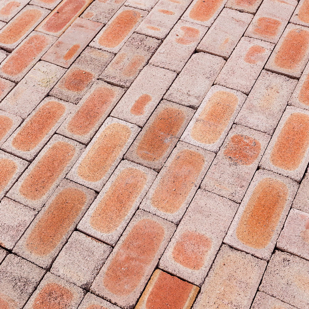 Brick paving pattern ideas for driveways, pathways and courtyards ...