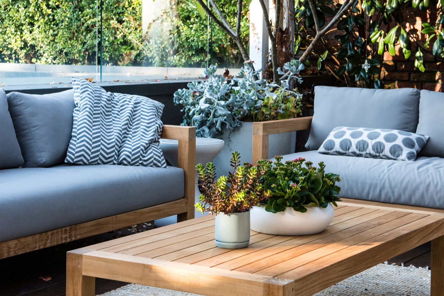 9 Best Outdoor Lounge Cushions For Your Backyard In 2024 | Better Homes ...