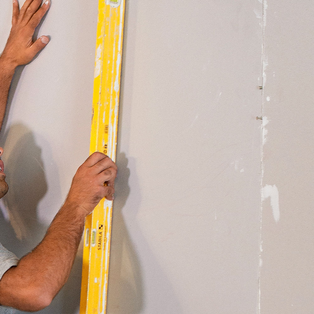 Put up a plasterboard wall in your home | Better Homes and Gardens