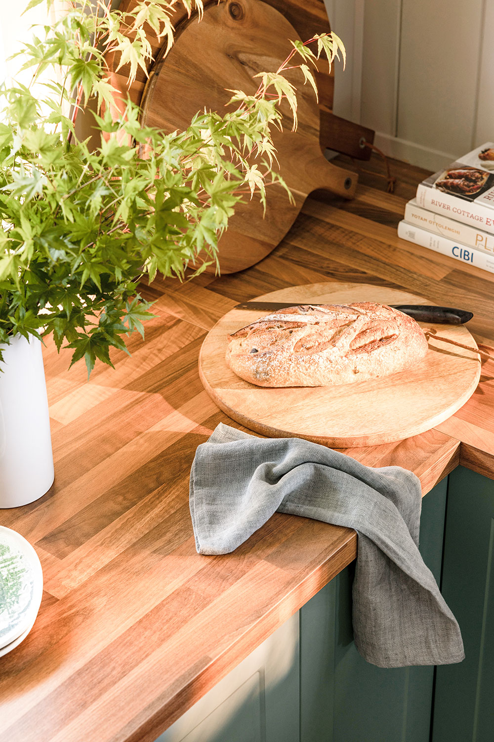 Kaboodle Kitchen Renovation: A Country Kitchen Beauty | Better Homes ...