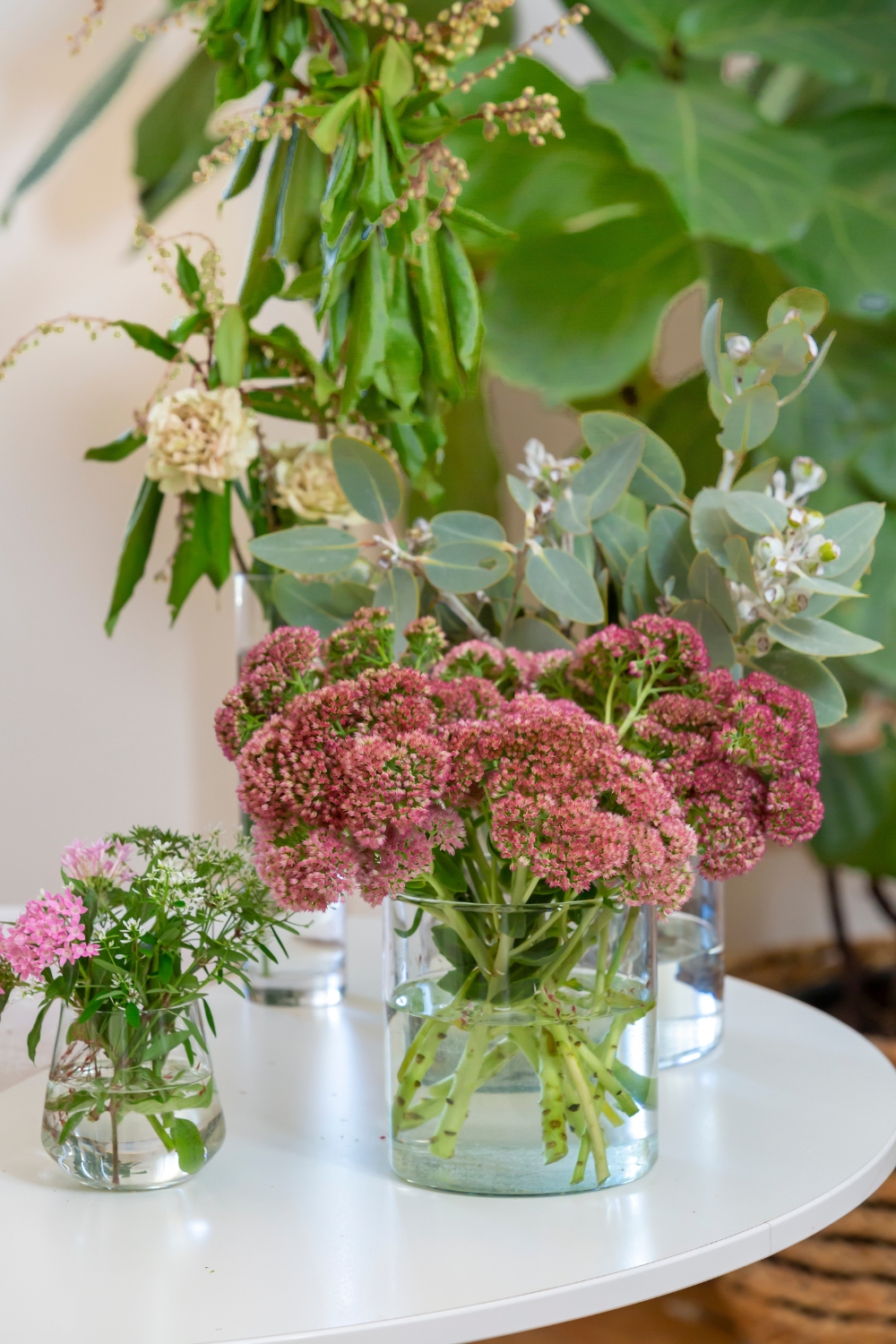 Flower Arrangement Hack: A Super Simple Styling Trick | Better Homes ...