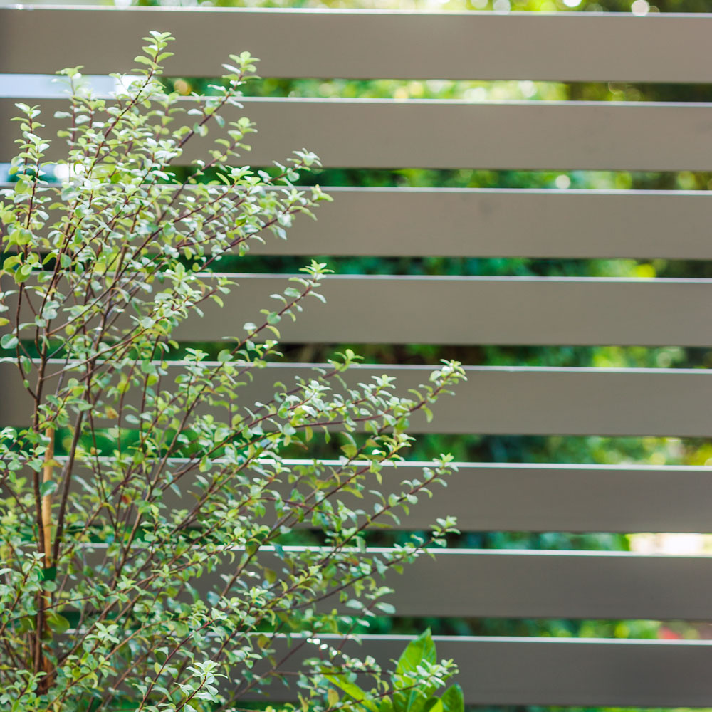 How to build a slat screen | Better Homes and Gardens