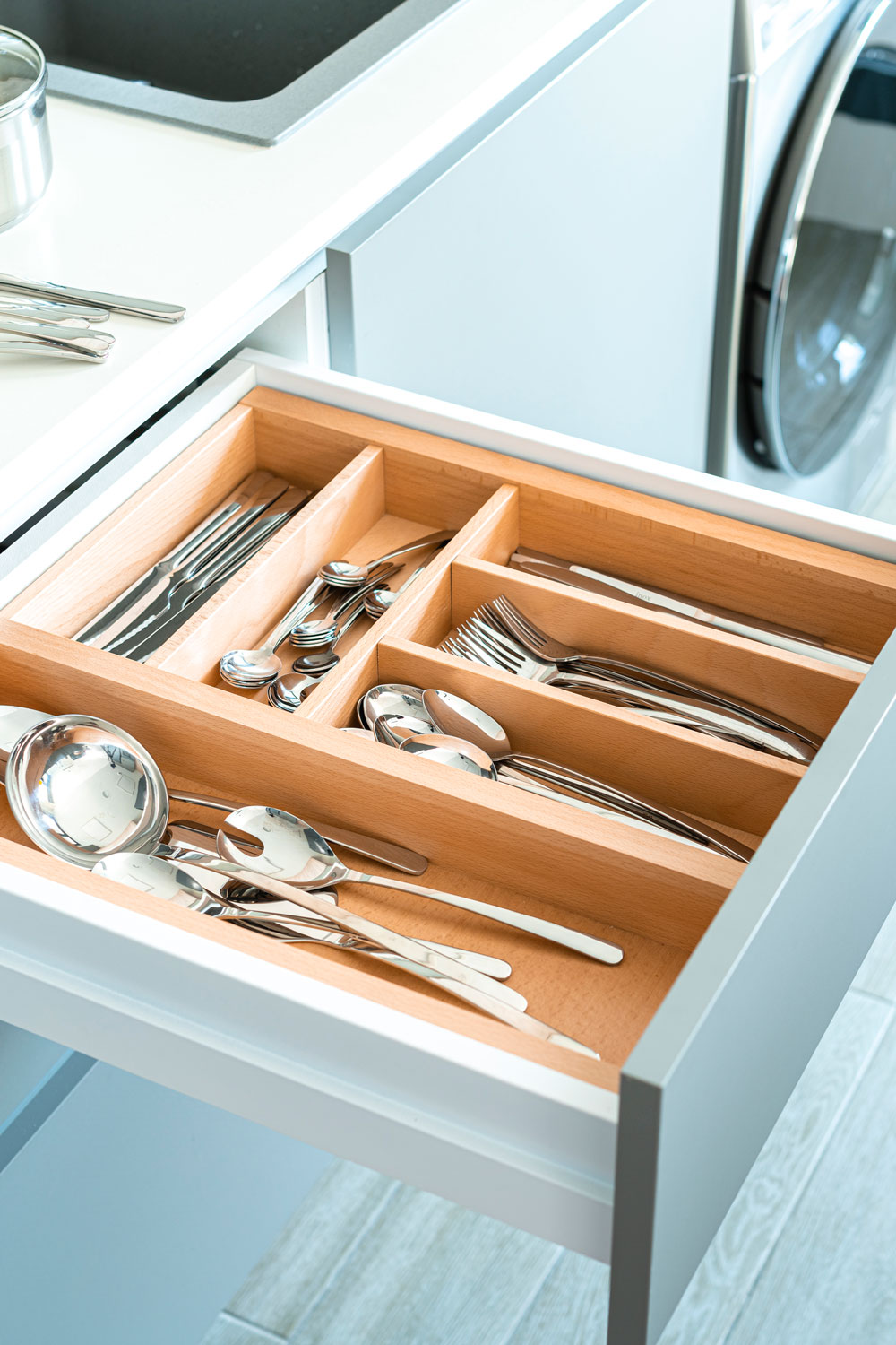 How To Organise Kitchen Drawers With This Genius Hack | Better Homes ...