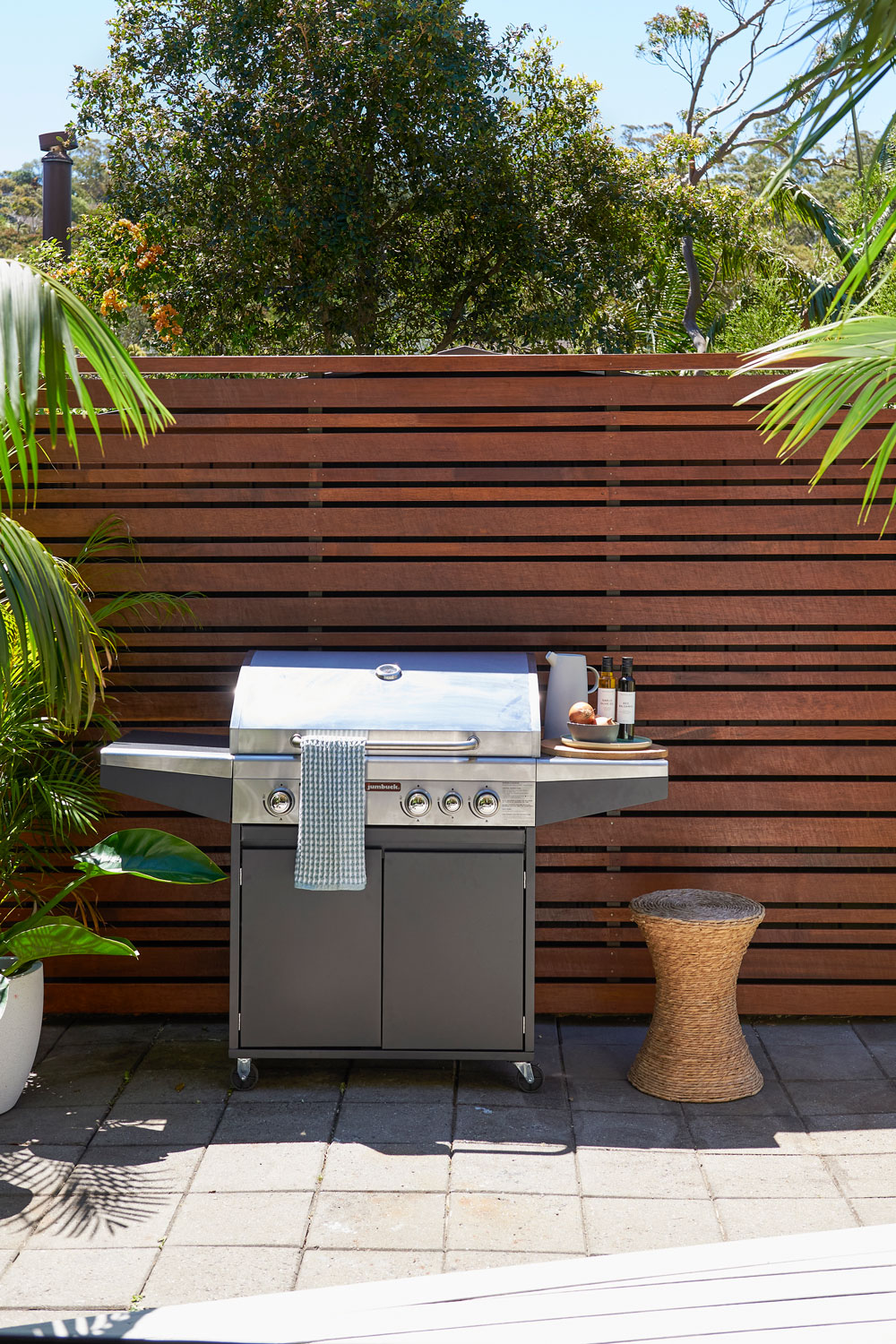 9 Garden Screening Ideas And How-To Guides | Better Homes and Gardens