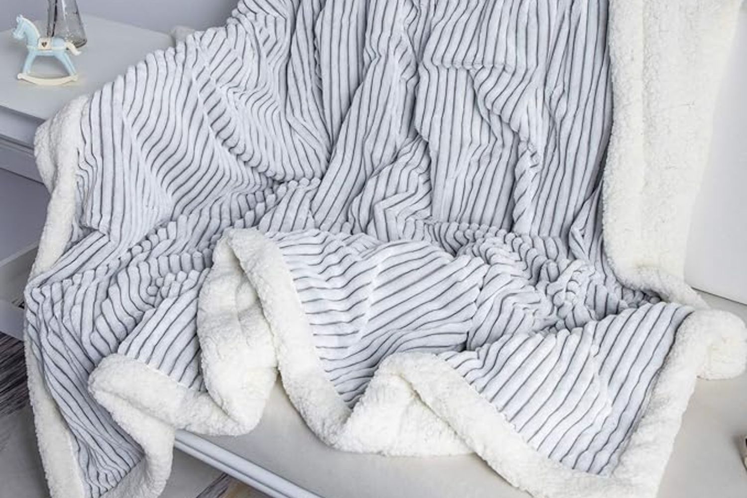 6 must-have sherpa blankets to keep you cosy and snug during cold ...