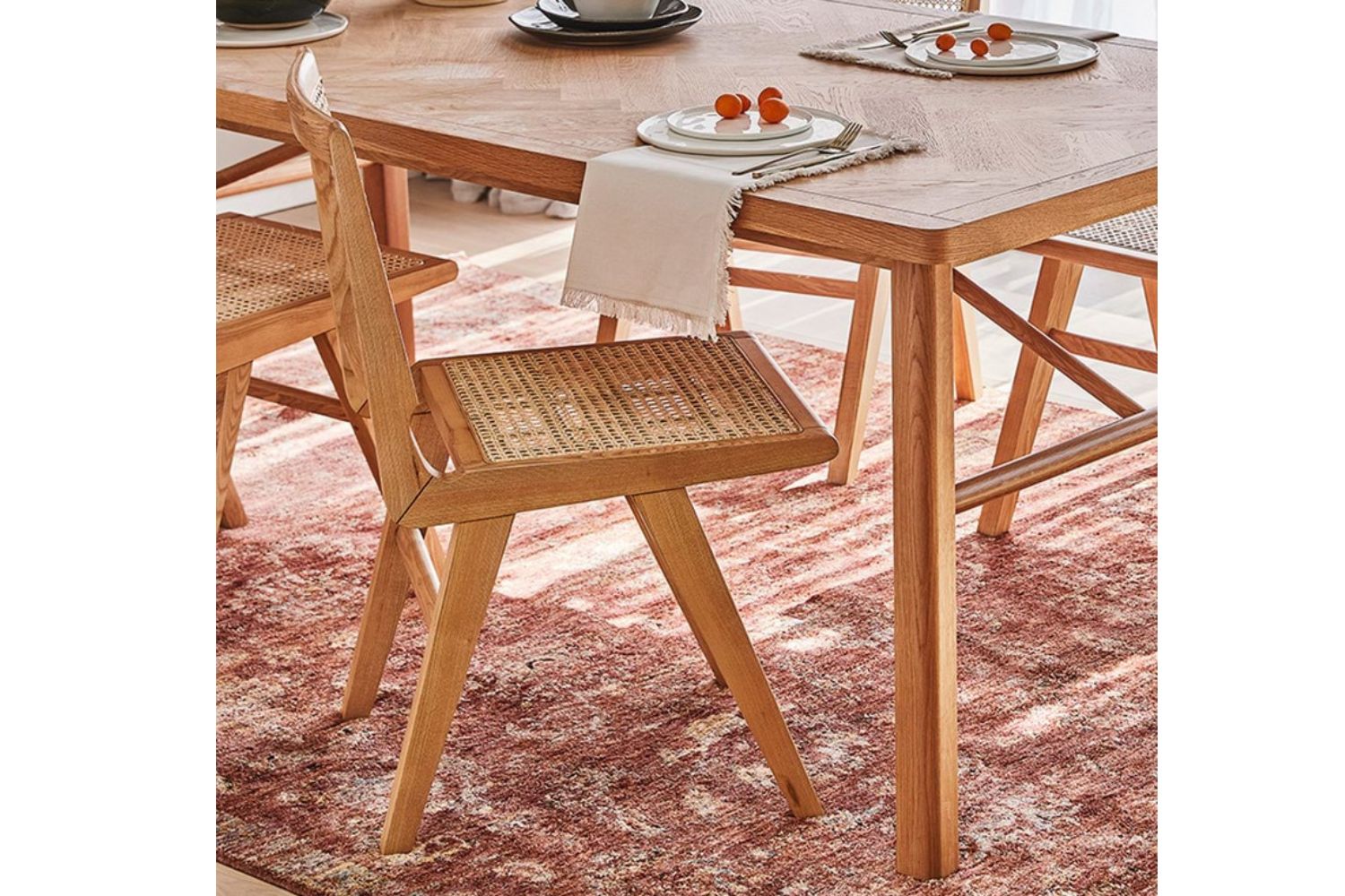 The 7 Best Wooden Dining Chairs For Natural And High-Quality Seating ...