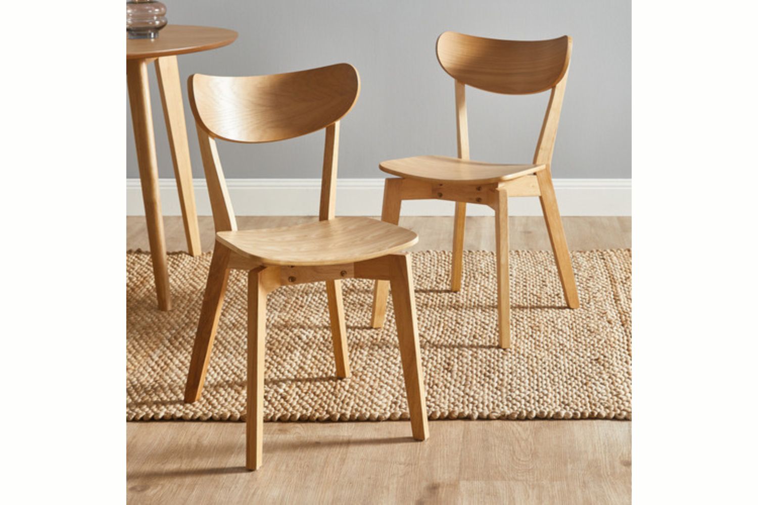 The 7 Best Wooden Dining Chairs For Natural And High-Quality Seating ...