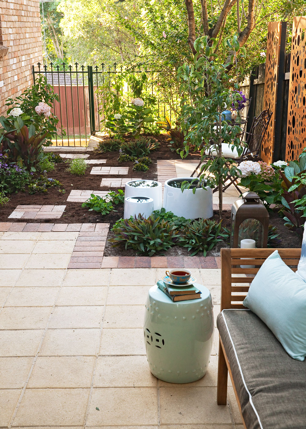 Before and after: A compact courtyard revamp | Better Homes and Gardens